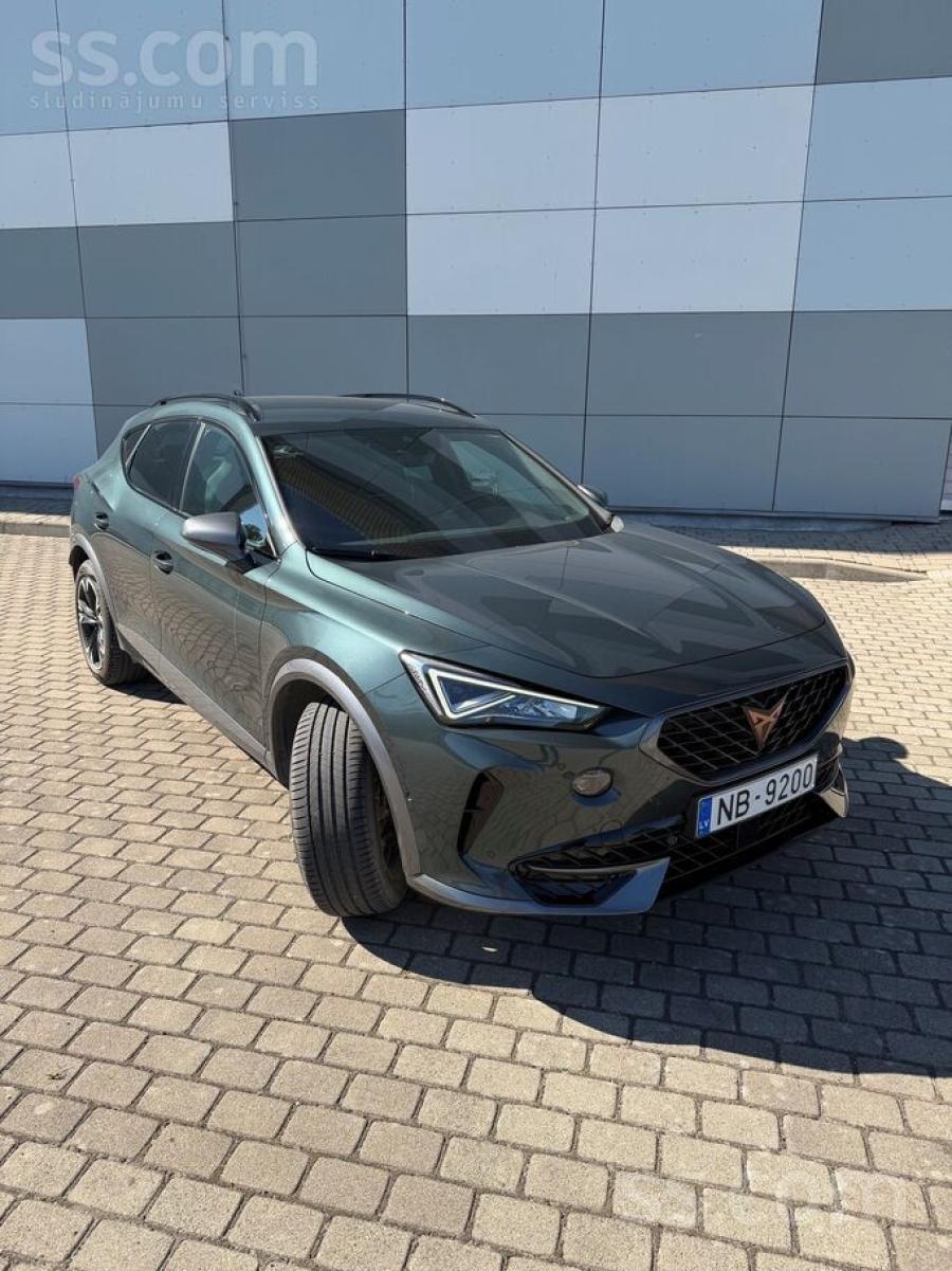Green Cupra Formentor 2022 in Jelgava, with an engine capacity of 1.50 L and mileage of 115 thousand km for 20500 €, photo 3 on AUTOMOTO.COM.LV