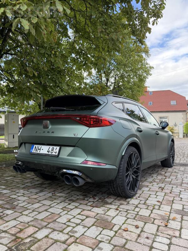 Зеленый Cupra Formentor 2022 в Рига, объемом двигателя 2.00 л и пробегом 42 тыс. км за 28000 €, фото 3 на AUTOMOTO.COM.LV