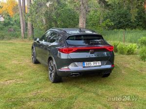 Zaļš Cupra Formentor 2023 Tallina, ar dzinēja tilpumu 1.50 L un nobraukumu 50 tūkst. km par 26600 €, foto 5 vietnē AUTOMOTO.COM.LV