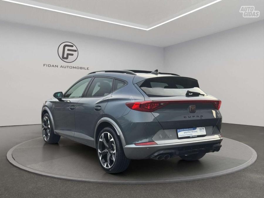 Grey Cupra Formentor 2021 in Kaunas, with an engine capacity of 2.00 L and mileage of 94 thousand km for 29920 €, photo 3 on AUTOMOTO.COM.LV