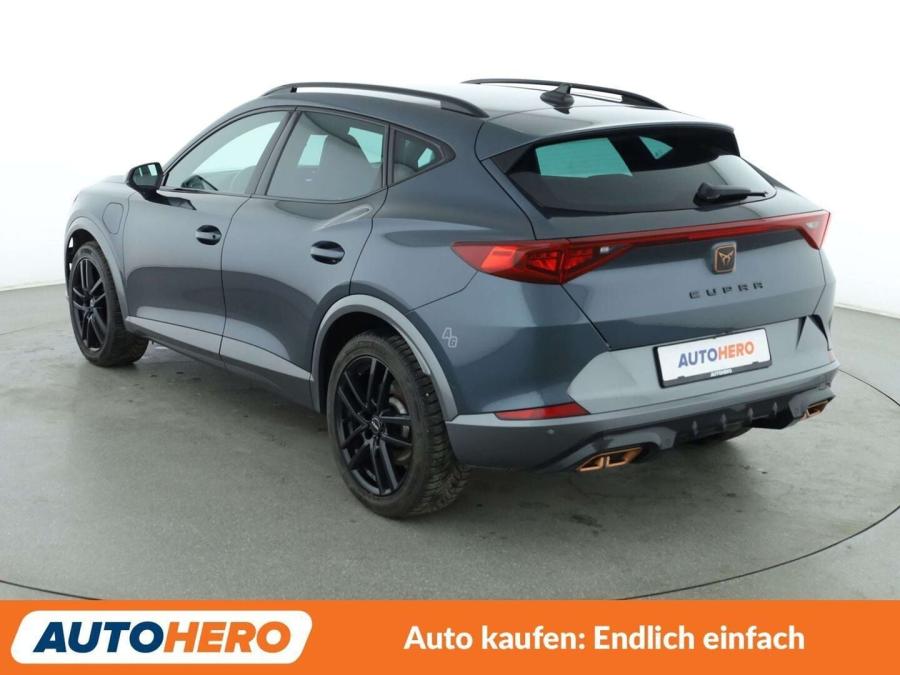 Grey Cupra Formentor 2021 in Kaunas, with an engine capacity of 1.40 L and mileage of 41 thousand km for 30115 €, photo 4 on AUTOMOTO.COM.LV