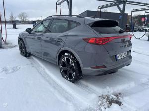 Grey Cupra Formentor 2021 in Kaunas, with an engine capacity of 1.97 L and mileage of 189 thousand km for 22499 €, photo 3 on AUTOMOTO.COM.LV