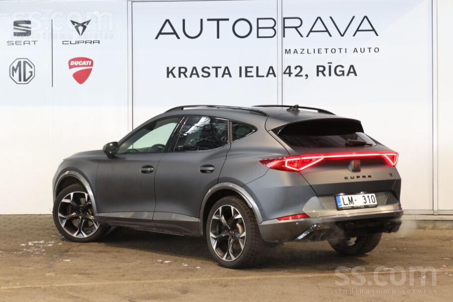 Pelēks Cupra Formentor 2021 Rīga, ar dzinēja tilpumu 2.00 L un nobraukumu 66 tūkst. km par 27490 €, foto 8 vietnē AUTOMOTO.COM.LV