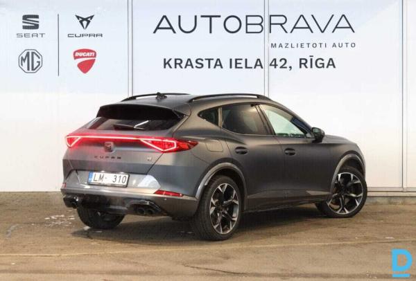 Серый Cupra Formentor 2021 в Рига, объемом двигателя 2.00 л и пробегом 66 тыс. км за 27490 €, фото 2 на AUTOMOTO.COM.LV