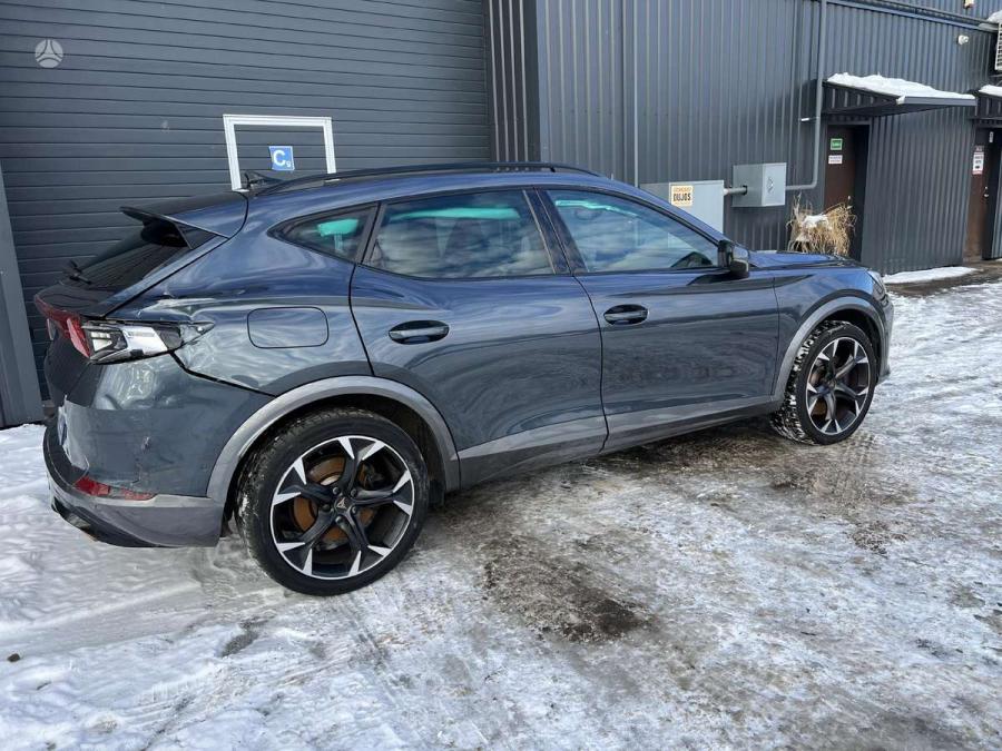 Grey Cupra Formentor 2021 in Alytus, with an engine capacity of 1.40 L and mileage of 103 thousand km for 12300 €, photo 4 on AUTOMOTO.COM.LV