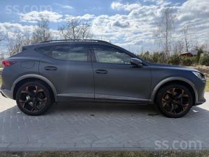 Pelēks Cupra Formentor 2021 Jelgava, ar dzinēja tilpumu 2.00 L un nobraukumu 64 tūkst. km par 27800 €, foto 6 vietnē AUTOMOTO.COM.LV