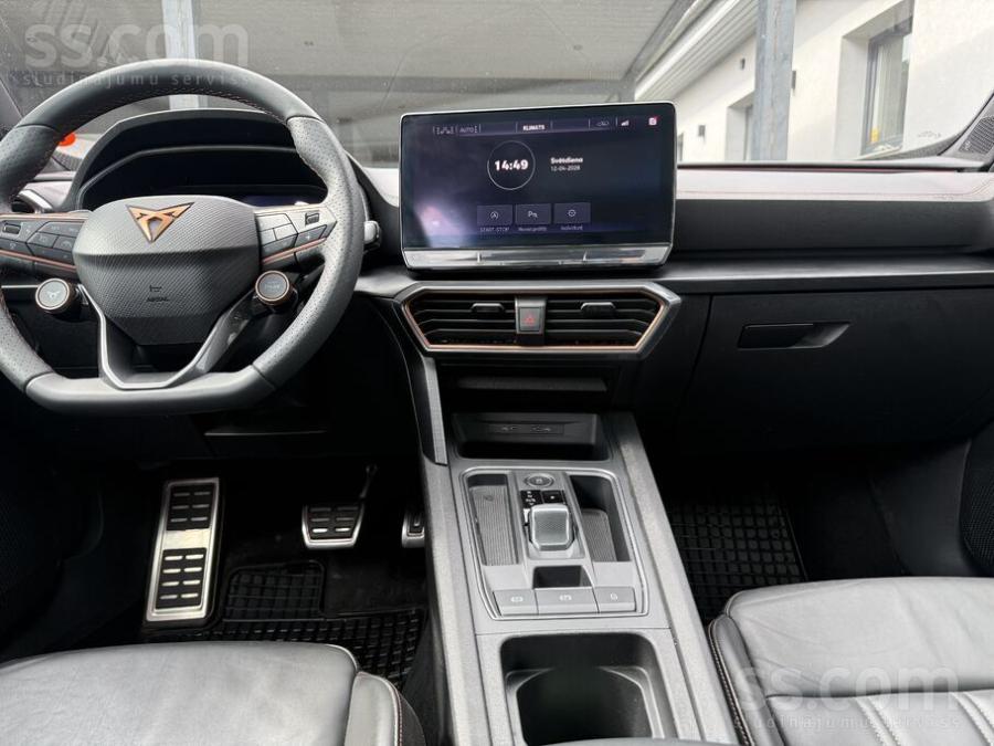 Pelēks Cupra Formentor 2021 Jelgava, ar dzinēja tilpumu 2.00 L un nobraukumu 64 tūkst. km par 27800 €, foto 17 vietnē AUTOMOTO.COM.LV
