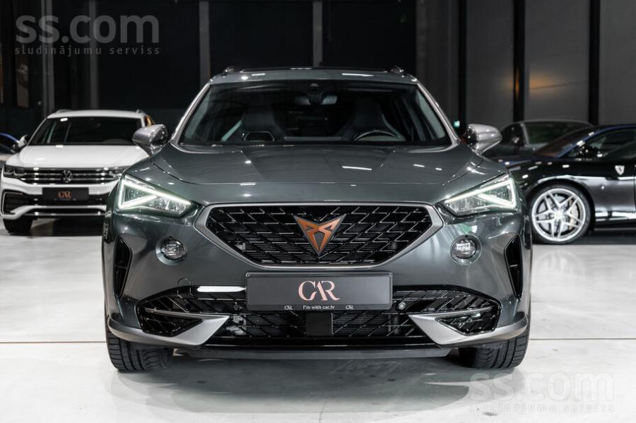 Серый Cupra Formentor 2021 в Рига, объемом двигателя 2.00 л и пробегом 44 тыс. км за 24500 €, фото 3 на AUTOMOTO.COM.LV
