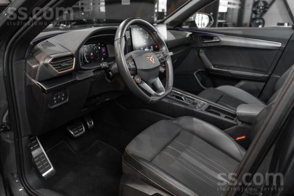 Серый Cupra Formentor 2021 в Рига, объемом двигателя 2.00 л и пробегом 44 тыс. км за 24500 €, фото 9 на AUTOMOTO.COM.LV