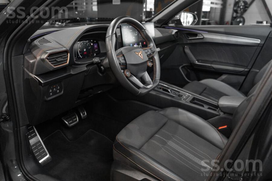 Серый Cupra Formentor 2021 в Рига, объемом двигателя 2.00 л и пробегом 44 тыс. км за 24500 €, фото 10 на AUTOMOTO.COM.LV