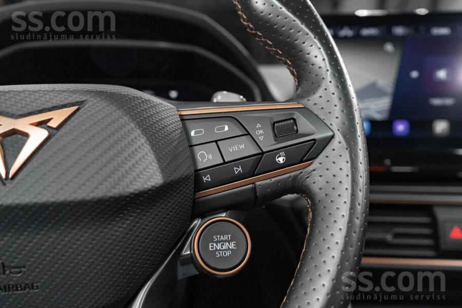 Серый Cupra Formentor 2021 в Рига, объемом двигателя 2.00 л и пробегом 44 тыс. км за 24500 €, фото 23 на AUTOMOTO.COM.LV