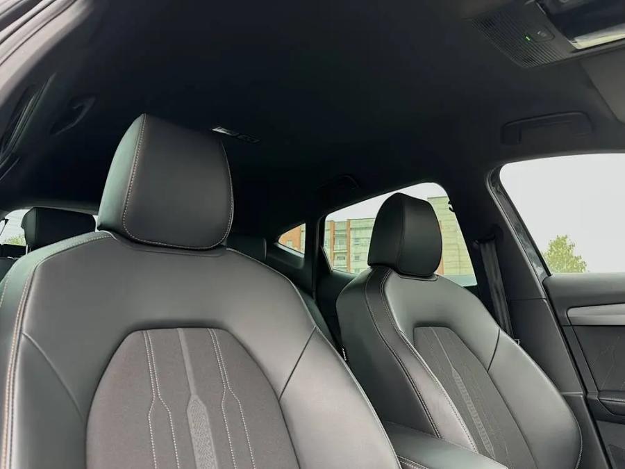 Grey Cupra Formentor 2021 in Jelgava, with an engine capacity of 1.40 L and mileage of 98 thousand km for 23700 €, photo 9 on AUTOMOTO.COM.LV