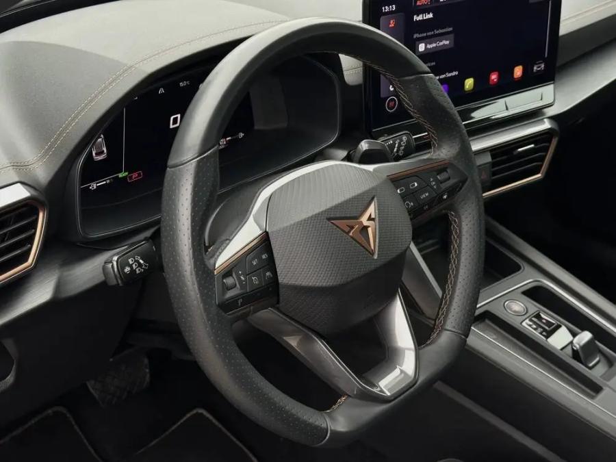 Grey Cupra Formentor 2021 in Jelgava, with an engine capacity of 1.40 L and mileage of 98 thousand km for 23700 €, photo 13 on AUTOMOTO.COM.LV