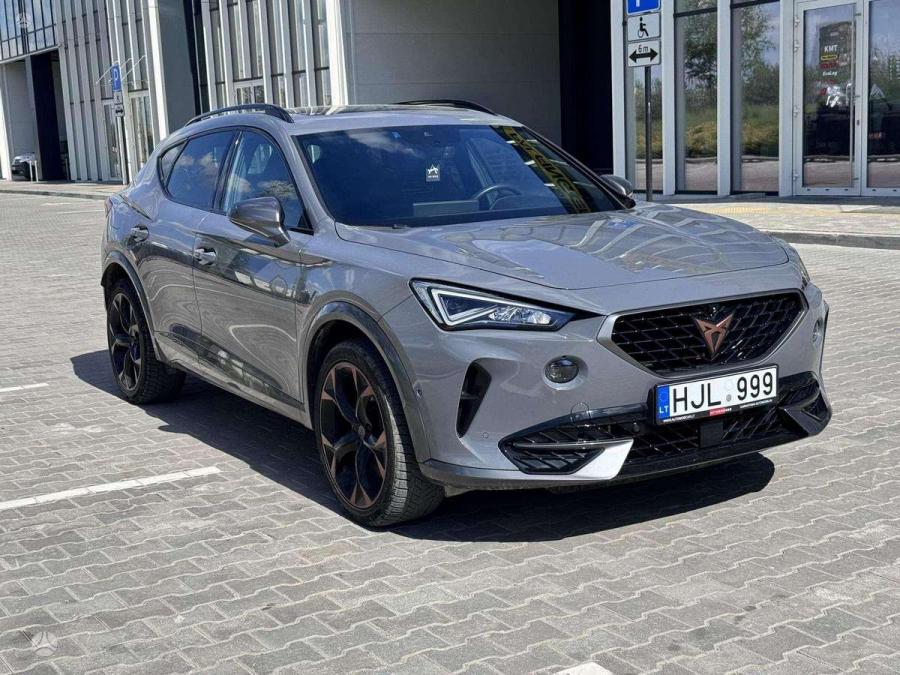 Grey Cupra Formentor 2021 in Vilnius, with an engine capacity of 1.40 L and mileage of 67 thousand km for 24950 €, photo 1 on AUTOMOTO.COM.LV