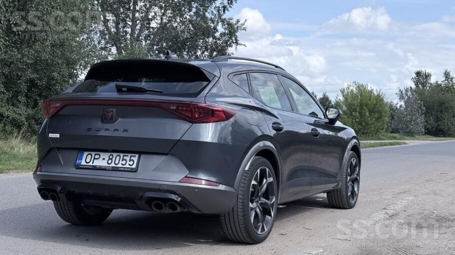 Grey Cupra Formentor 2021 in Riga, with an engine capacity of 2.00 L and mileage of 67 thousand km for 24500 €, photo 11 on AUTOMOTO.COM.LV