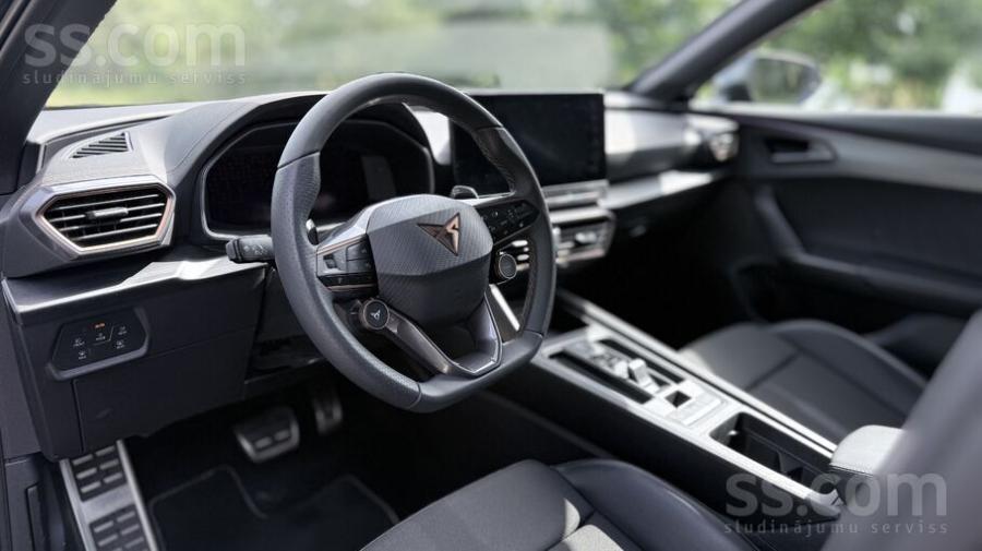 Grey Cupra Formentor 2021 in Riga, with an engine capacity of 2.00 L and mileage of 67 thousand km for 24500 €, photo 13 on AUTOMOTO.COM.LV