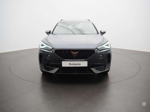 Серый Cupra Formentor 2021 в Вильнюс, объемом двигателя 1.98 л и пробегом 135 тыс. км за 24500 €, фото 2 на AUTOMOTO.COM.LV