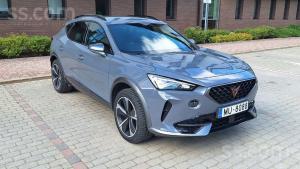 Grey Cupra Formentor 2021 in Talsi, with an engine capacity of 1.50 L and mileage of 44 thousand km for 22700 €, photo 3 on AUTOMOTO.COM.LV