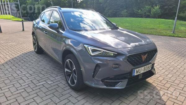 Grey Cupra Formentor 2021 in Talsi, with an engine capacity of 1.50 L and mileage of 45 thousand km for 22400 €, photo 5 on AUTOMOTO.COM.LV