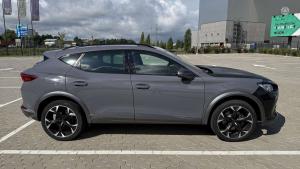 Grey Cupra Formentor 2021 in Kaunas, with an engine capacity of 1.97 L and mileage of 198 thousand km for 17500 €, photo 3 on AUTOMOTO.COM.LV