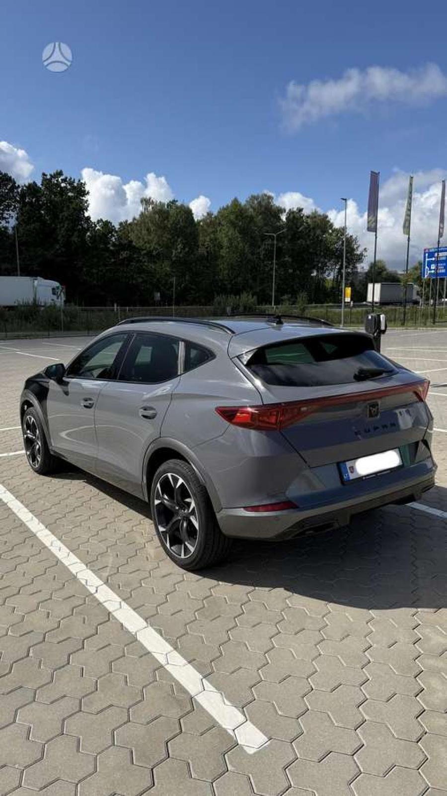 Grey Cupra Formentor 2021 in Kaunas, with an engine capacity of 1.97 L and mileage of 198 thousand km for 17500 €, photo 6 on AUTOMOTO.COM.LV