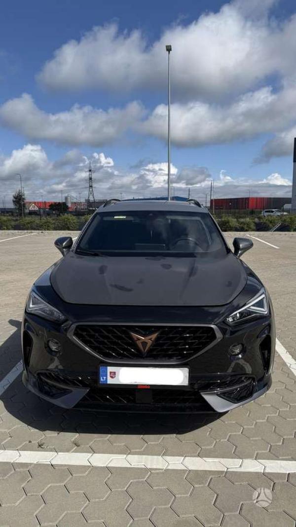 Pelēks Cupra Formentor 2021 Kauņa, ar dzinēja tilpumu 1.97 L un nobraukumu 198 tūkst. km par 17500 €, foto 8 vietnē AUTOMOTO.COM.LV