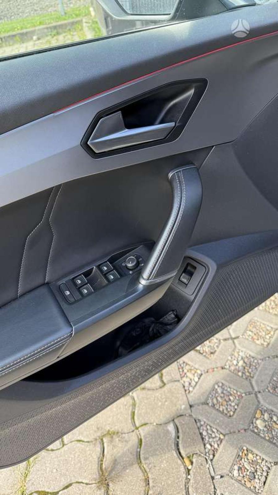 Grey Cupra Formentor 2021 in Kaunas, with an engine capacity of 1.97 L and mileage of 198 thousand km for 17500 €, photo 13 on AUTOMOTO.COM.LV