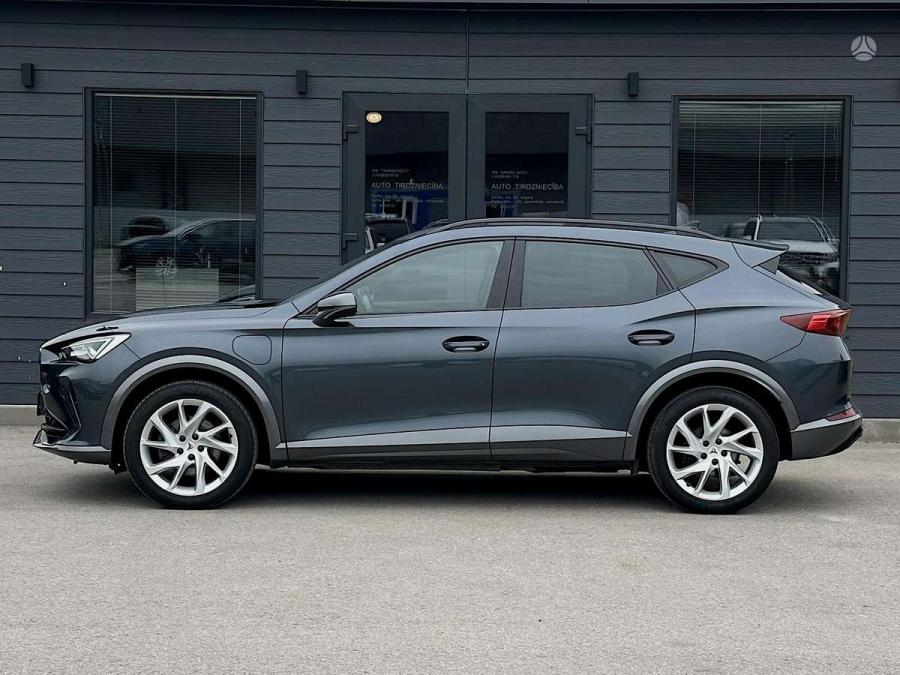 Grey Cupra Formentor 2021 in Siauliai, with an engine capacity of 1.40 L and mileage of 98 thousand km for 20700 €, photo 6 on AUTOMOTO.COM.LV