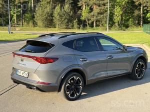 Серый Cupra Formentor 2021 в Рига, объемом двигателя 1.50 л и пробегом 169 тыс. км за 19300 €, фото 6 на AUTOMOTO.COM.LV