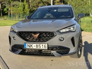Серый Cupra Formentor 2021 в Рига, объемом двигателя 1.50 л и пробегом 169 тыс. км за 19300 €, фото 8 на AUTOMOTO.COM.LV