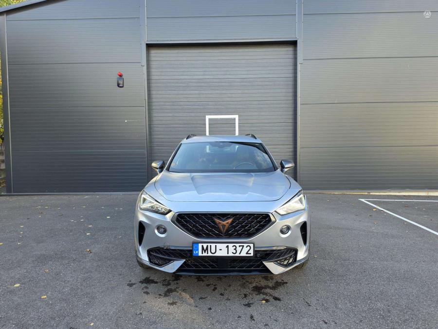 Grey Cupra Formentor 2021 in Kaunas, with an engine capacity of 1.50 L and mileage of 113 thousand km for 11500 €, photo 8 on AUTOMOTO.COM.LV