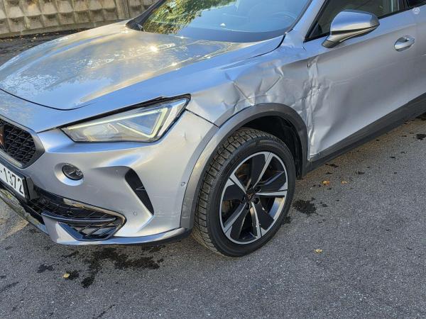 Pelēks Cupra Formentor 2021 Kauņa, ar dzinēja tilpumu 1.50 L un nobraukumu 113 tūkst. km par 11500 €, foto 11 vietnē AUTOMOTO.COM.LV