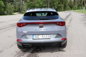 Pelēks Cupra Formentor 2022 Madona, ar dzinēja tilpumu 1.50 L un nobraukumu 87 tūkst. km par 24000 €, foto 4 vietnē AUTOMOTO.COM.LV