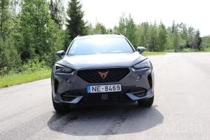 Pelēks Cupra Formentor 2022 Madona, ar dzinēja tilpumu 1.50 L un nobraukumu 87 tūkst. km par 24000 €, foto 5 vietnē AUTOMOTO.COM.LV