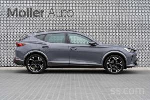 Серый Cupra Formentor 2022 в Рига, объемом двигателя 1.40 л и пробегом 57 тыс. км за 27400 €, фото 5 на AUTOMOTO.COM.LV