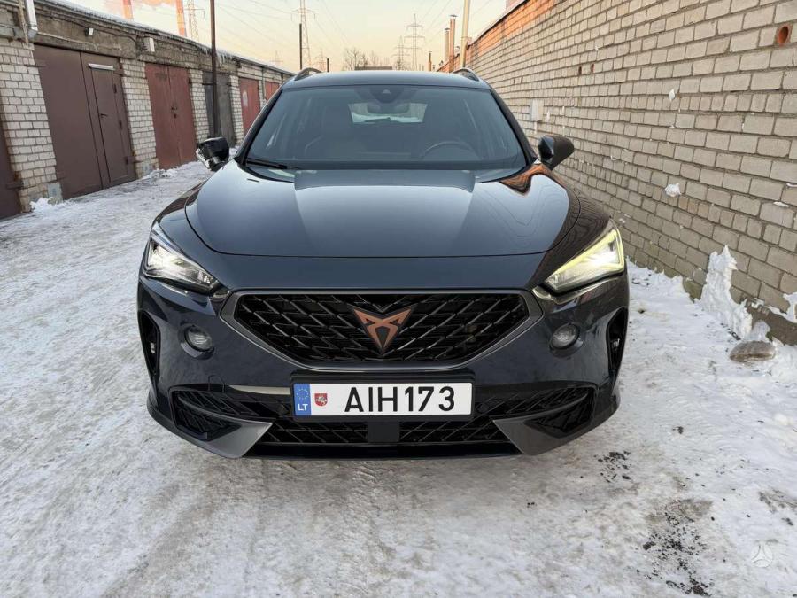Pelēks Cupra Formentor 2022 Kauņa, ar dzinēja tilpumu 1.50 L un nobraukumu 165 tūkst. km par 15900 €, foto 2 vietnē AUTOMOTO.COM.LV
