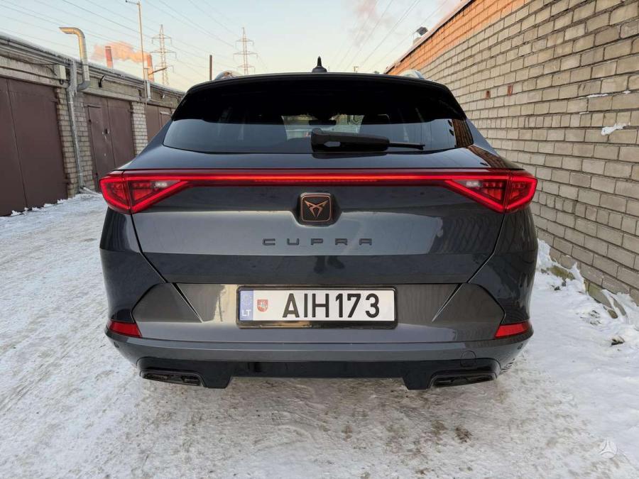 Pelēks Cupra Formentor 2022 Kauņa, ar dzinēja tilpumu 1.50 L un nobraukumu 165 tūkst. km par 15900 €, foto 5 vietnē AUTOMOTO.COM.LV