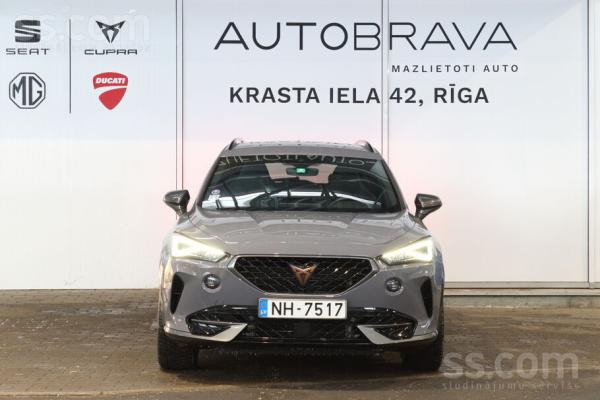 Pelēks Cupra Formentor 2022 Rīga, ar dzinēja tilpumu 2.00 L un nobraukumu 39 tūkst. km par 26490 €, foto 2 vietnē AUTOMOTO.COM.LV