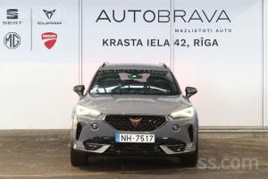 Pelēks Cupra Formentor 2022 Rīga, ar dzinēja tilpumu 2.00 L un nobraukumu 39 tūkst. km par 26490 €, foto 2 vietnē AUTOMOTO.COM.LV