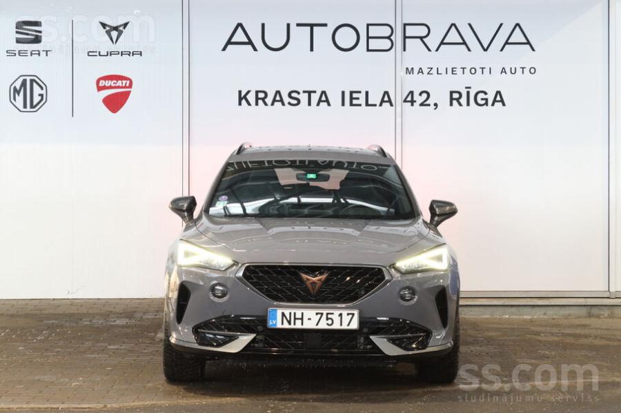 Pelēks Cupra Formentor 2022 Rīga, ar dzinēja tilpumu 2.00 L un nobraukumu 39 tūkst. km par 26490 €, foto 2 vietnē AUTOMOTO.COM.LV