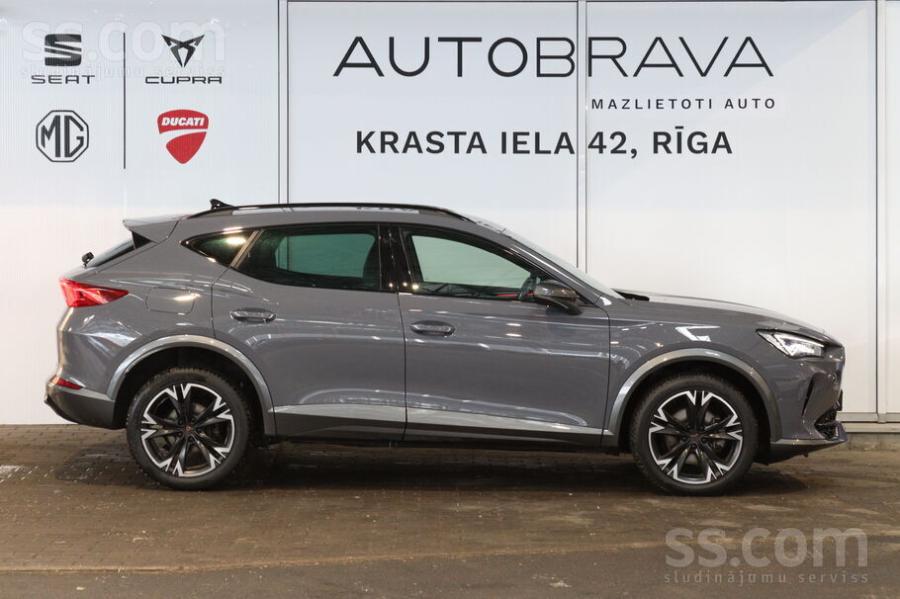 Pelēks Cupra Formentor 2022 Rīga, ar dzinēja tilpumu 2.00 L un nobraukumu 39 tūkst. km par 26490 €, foto 5 vietnē AUTOMOTO.COM.LV