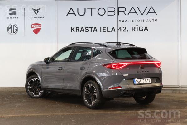 Pelēks Cupra Formentor 2022 Rīga, ar dzinēja tilpumu 2.00 L un nobraukumu 39 tūkst. km par 26490 €, foto 8 vietnē AUTOMOTO.COM.LV