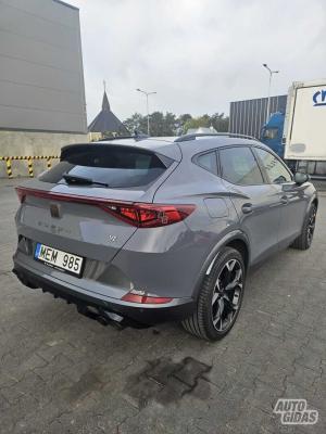 Pelēks Cupra Formentor 2022 Viļņa, ar dzinēja tilpumu 2.00 L un nobraukumu 83 tūkst. km par 26500 €, foto 3 vietnē AUTOMOTO.COM.LV
