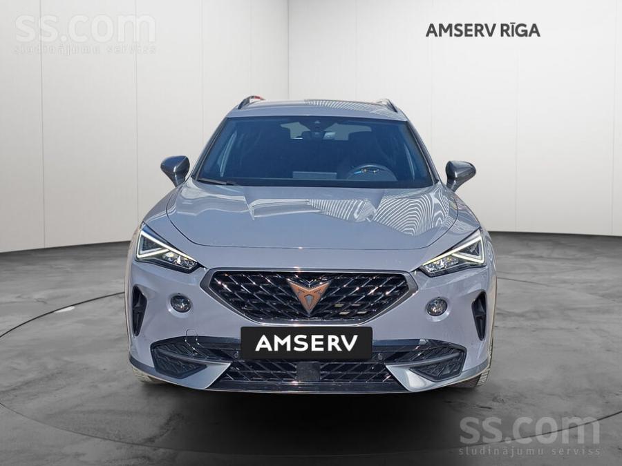 Серый Cupra Formentor 2022 в Рига, объемом двигателя 1.50 л и пробегом 143 тыс. км за 19700 €, фото 6 на AUTOMOTO.COM.LV