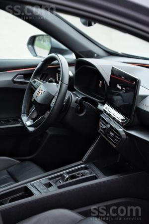 Pelēks Cupra Formentor 2022 Rīga, ar dzinēja tilpumu 2.00 L un nobraukumu 45 tūkst. km par 27300 €, foto 9 vietnē AUTOMOTO.COM.LV