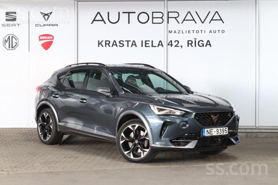 Pelēks Cupra Formentor 2022 Rīga, ar dzinēja tilpumu 2.00 L un nobraukumu 33 tūkst. km par 27990 €, foto 4 vietnē AUTOMOTO.COM.LV