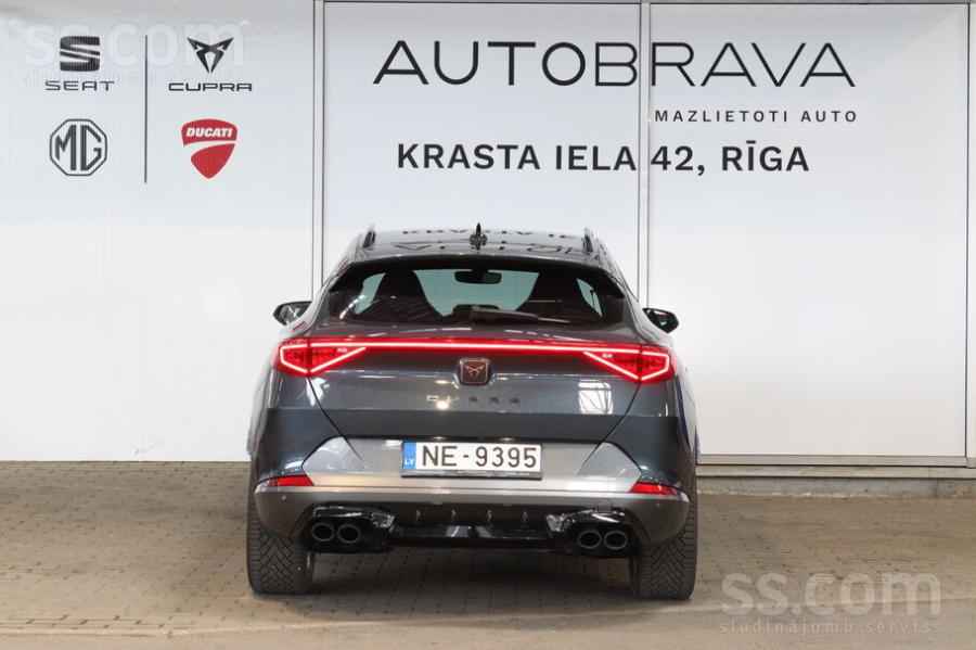 Pelēks Cupra Formentor 2022 Rīga, ar dzinēja tilpumu 2.00 L un nobraukumu 33 tūkst. km par 27990 €, foto 8 vietnē AUTOMOTO.COM.LV