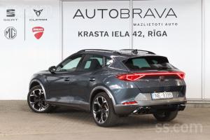 Pelēks Cupra Formentor 2022 Rīga, ar dzinēja tilpumu 2.00 L un nobraukumu 33 tūkst. km par 27990 €, foto 9 vietnē AUTOMOTO.COM.LV