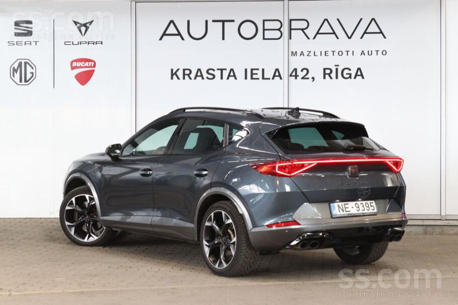 Pelēks Cupra Formentor 2022 Rīga, ar dzinēja tilpumu 2.00 L un nobraukumu 33 tūkst. km par 27990 €, foto 9 vietnē AUTOMOTO.COM.LV