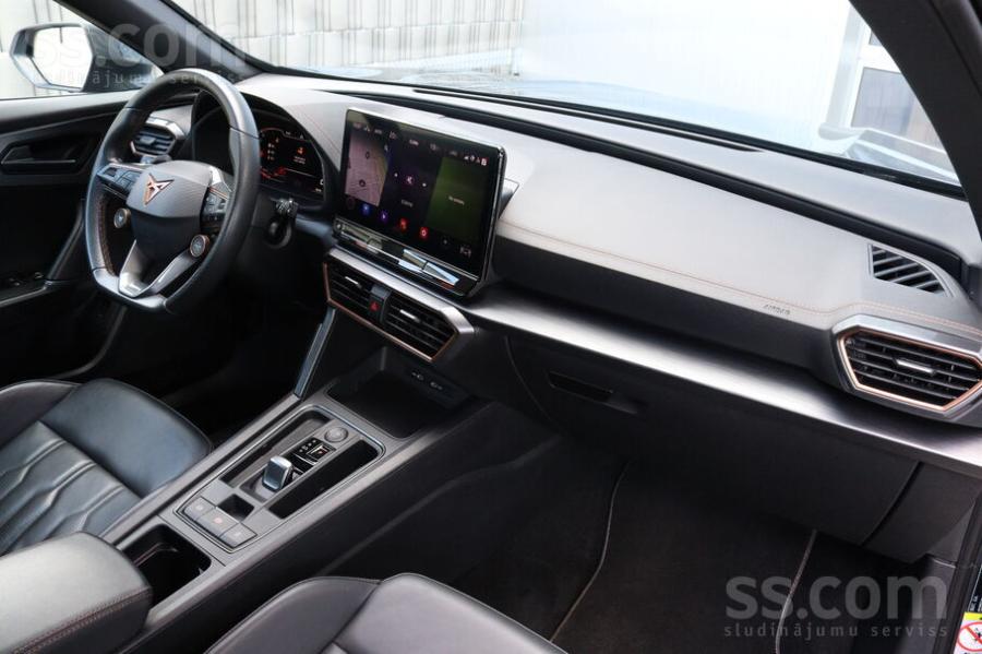 Pelēks Cupra Formentor 2022 Rīga, ar dzinēja tilpumu 2.00 L un nobraukumu 33 tūkst. km par 27990 €, foto 28 vietnē AUTOMOTO.COM.LV